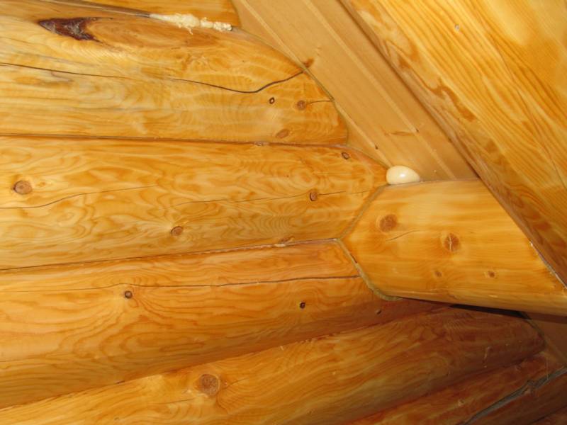 Chinking & Staining – Montana Specialty Log Construction